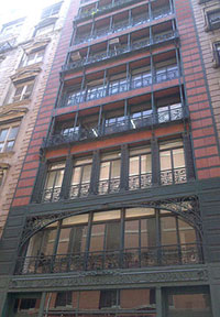 Discovering a Singer building in Soho - Auction Finds