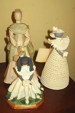 My own menagerie of faceless dolls – Auction Finds