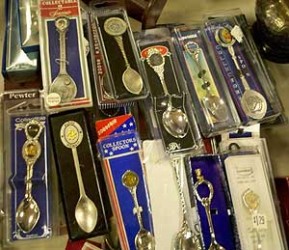 There’s more to those souvenir spoons - Auction Finds