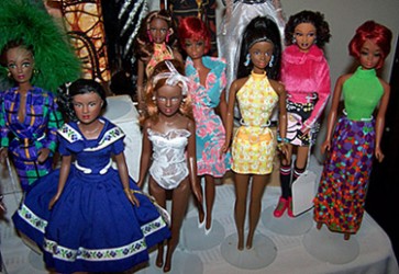 An unabashed ‘dollaholic’ – and very proud of it – Auction Finds