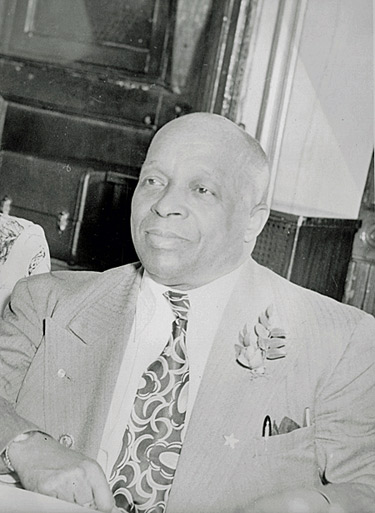 How one reader sold some Father Divine photos | Auction Finds