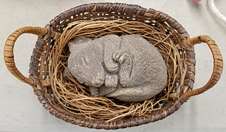 The lowly mouse as a cutesy collectible figurine - Auction Finds