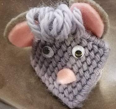 The lowly mouse as a cutesy collectible figurine - Auction Finds