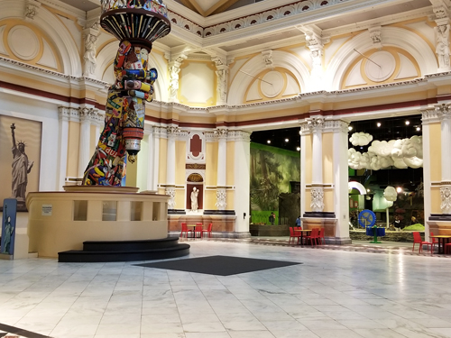 Awe-inspiring interior of Memorial Hall – Auction Finds